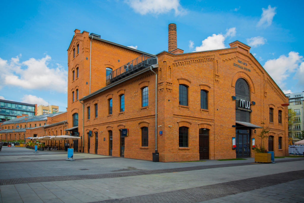 Darmowe zwiedzanie Muzeum Polskiej Wódki - 13 stycznia 2022 Warszawa ...