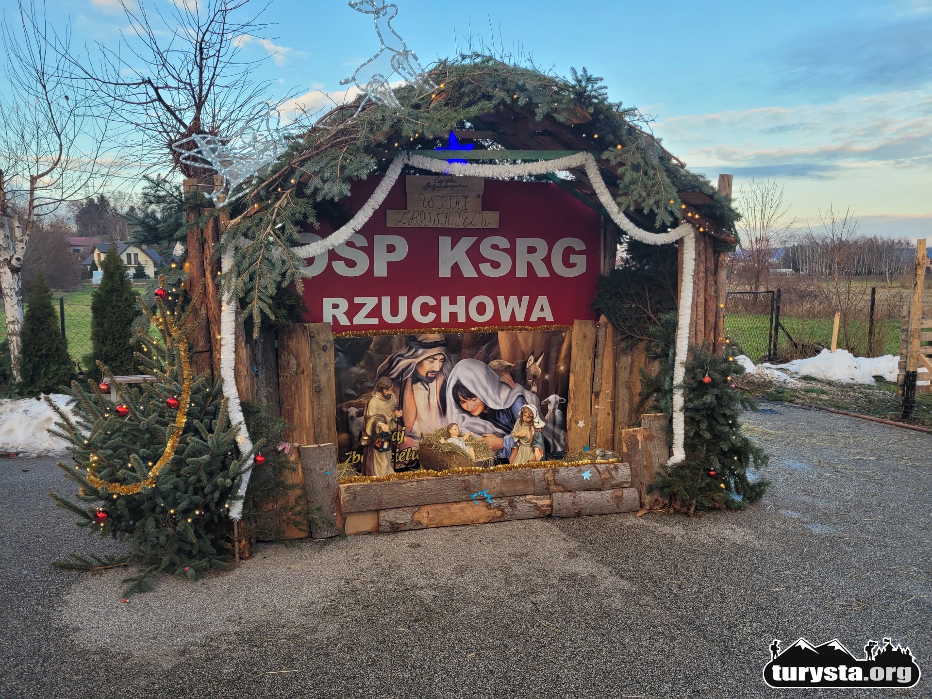 Żywa szopka 2023/2024 w Rzuchowej [koło Tarnowa] - Turysta.org