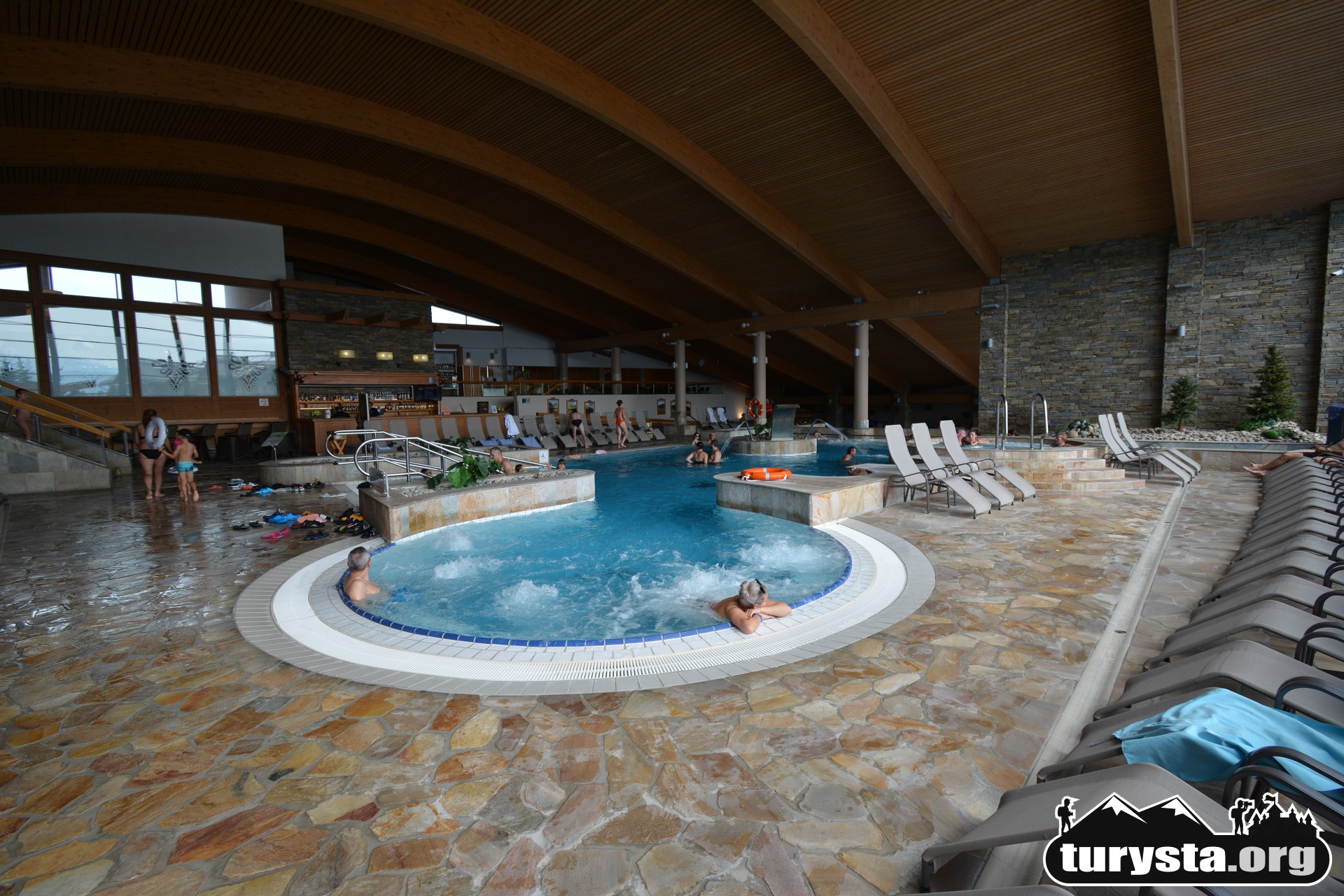 Termy Bania z dziećmi - nasze wrażenia - Turysta.org
